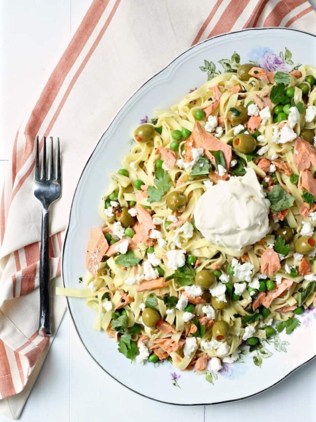 Easy Salmon Pasta - Bessie Bakes